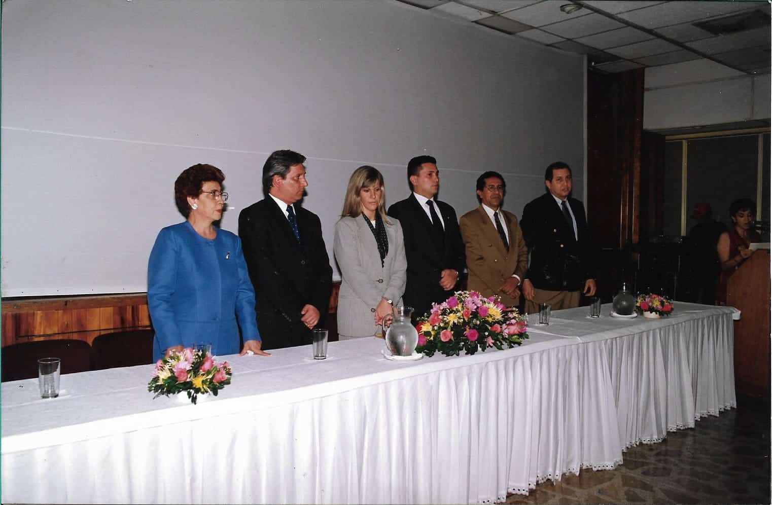 Edward Gonzalez Saavedra con Dilian Francisca Toro